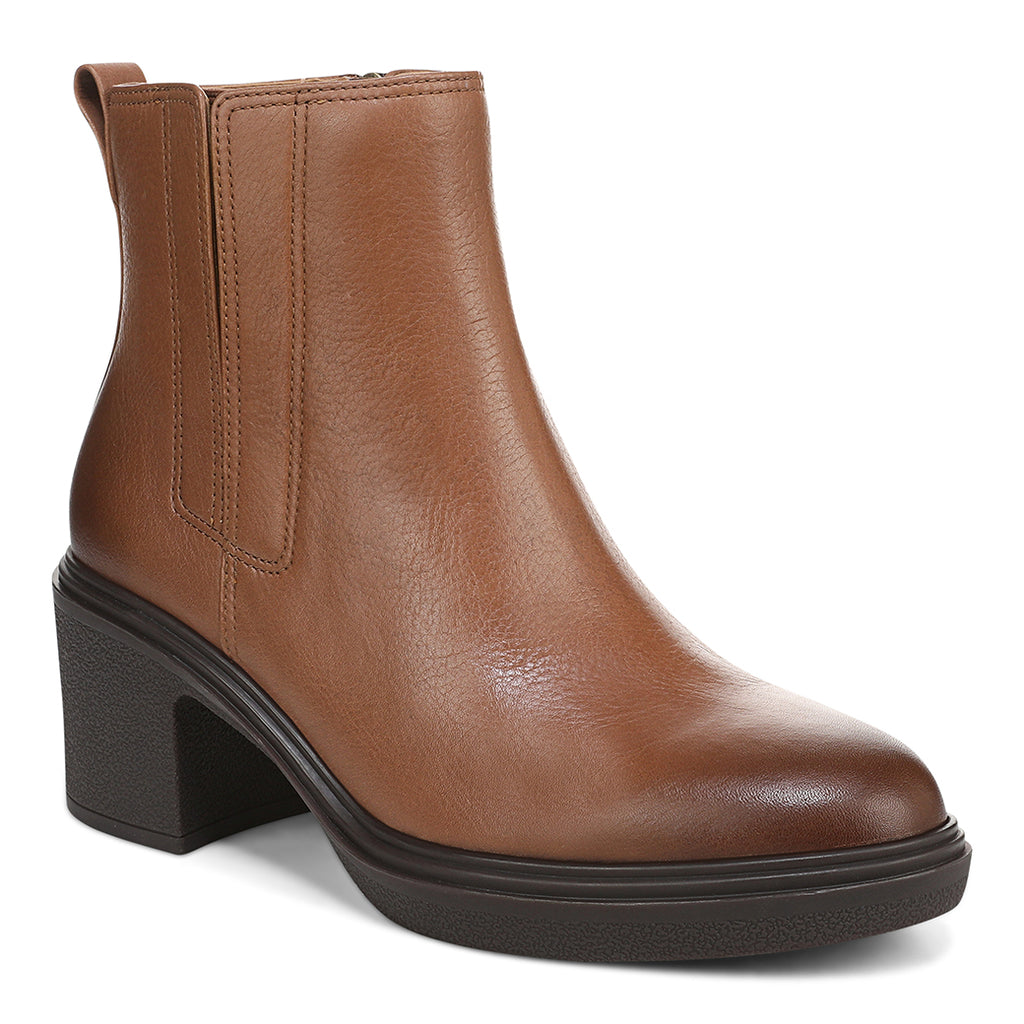 Womens Vionic Savannah in Hazelnut – Lucky Shoes
